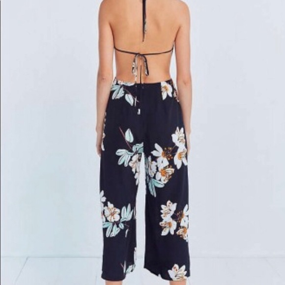 Urban Outfitters | Pants & Jumpsuits | Nwt Kimchi Blue Floral Backless ...